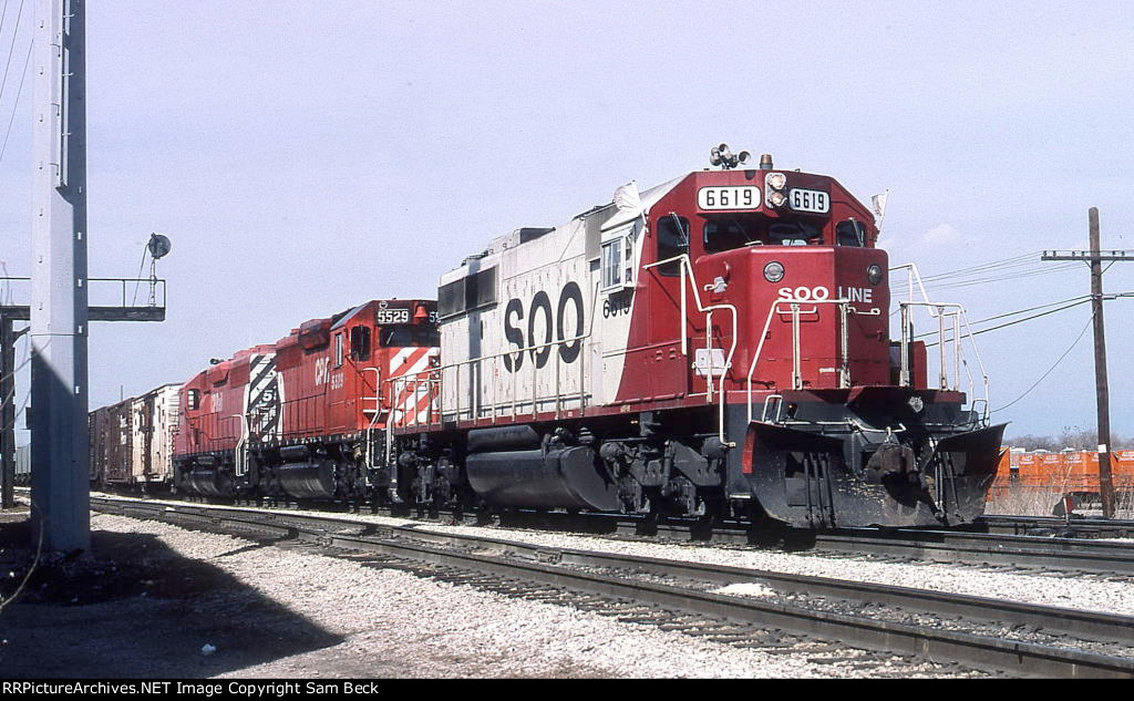 SOO 6619 and CP 5529